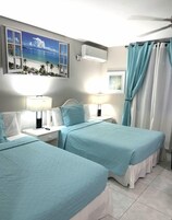 Minibar, cofre no quarto, com mobília individualizada 