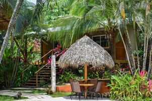 Quarto Duplo Standard | Roupa de alta qualidade, cofre no quarto, Wi-fi grátis 