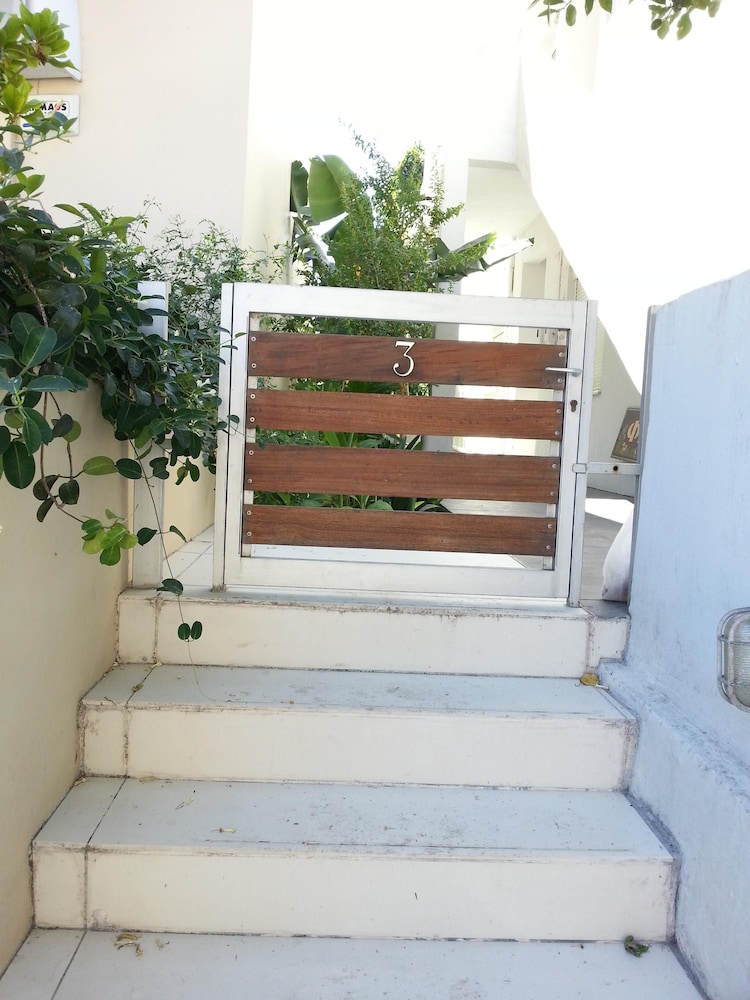 Stock Broker's Yoga Hpuse - Heraklion