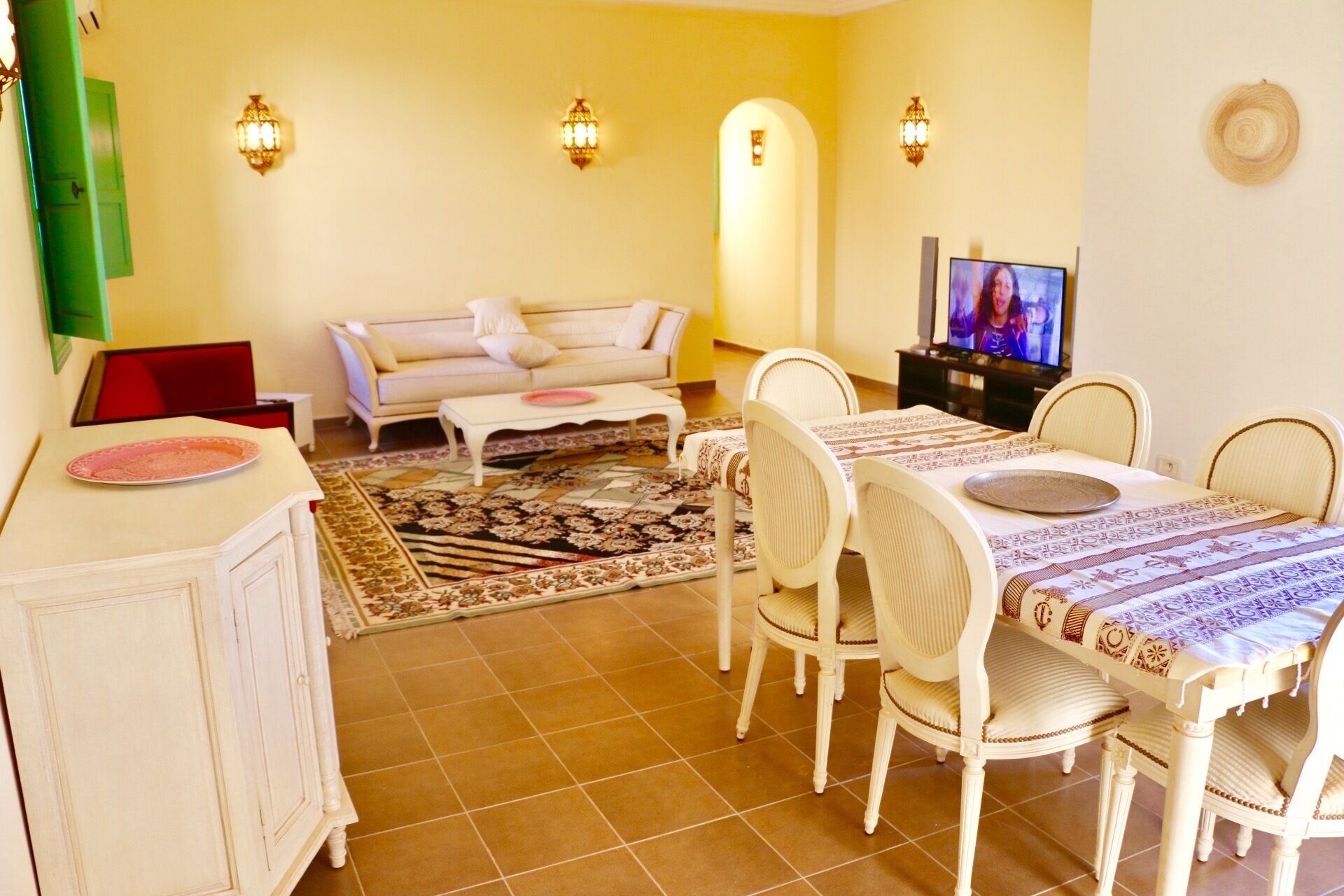 Dar Yasmine Arkou Aghir Hochstehende Villa 3 Suiten Für 6 Personen Mit Privatem Pool - Tunesien