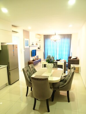 Suite de Luxo | Refeições no quarto