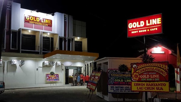 Gold Line Guest House - Pontianak