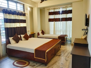 1 quarto, individualmente decorados, individualmente mobiliados