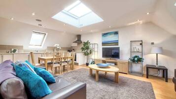 Apartamento (2 Bedrooms) | Sala de estar