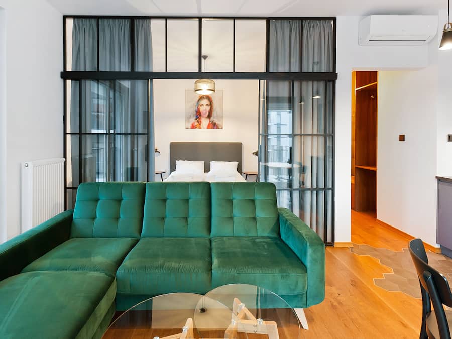 Apartamento (77 - Rakowicka 22 J) | Ferro/tábua de engomar, Wi-fi grátis, roupa de cama fornecida