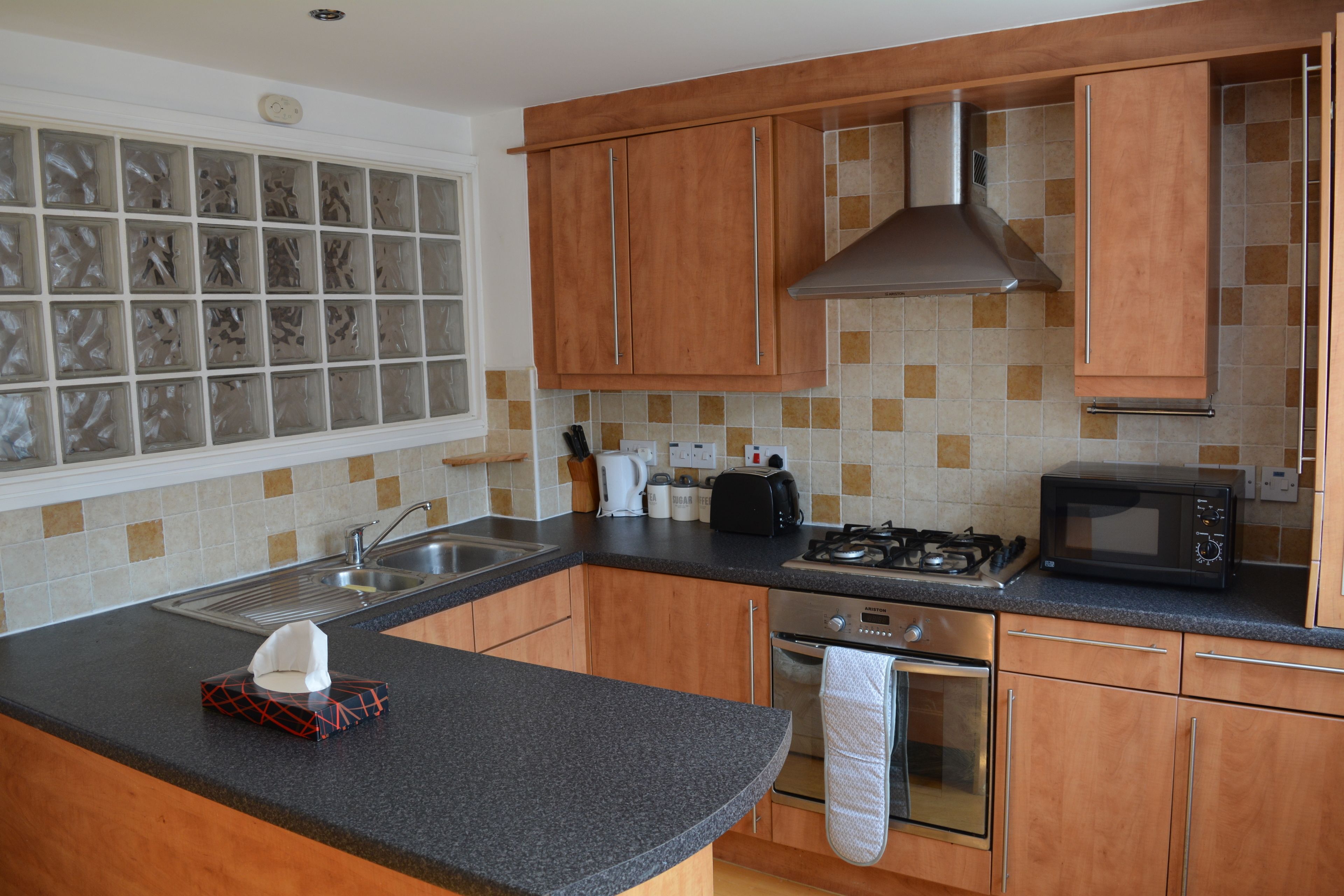 Apartamento urbano | Cozinha privada | Geladeira, micro-ondas, cafeteira/chaleira, chaleira elétrica