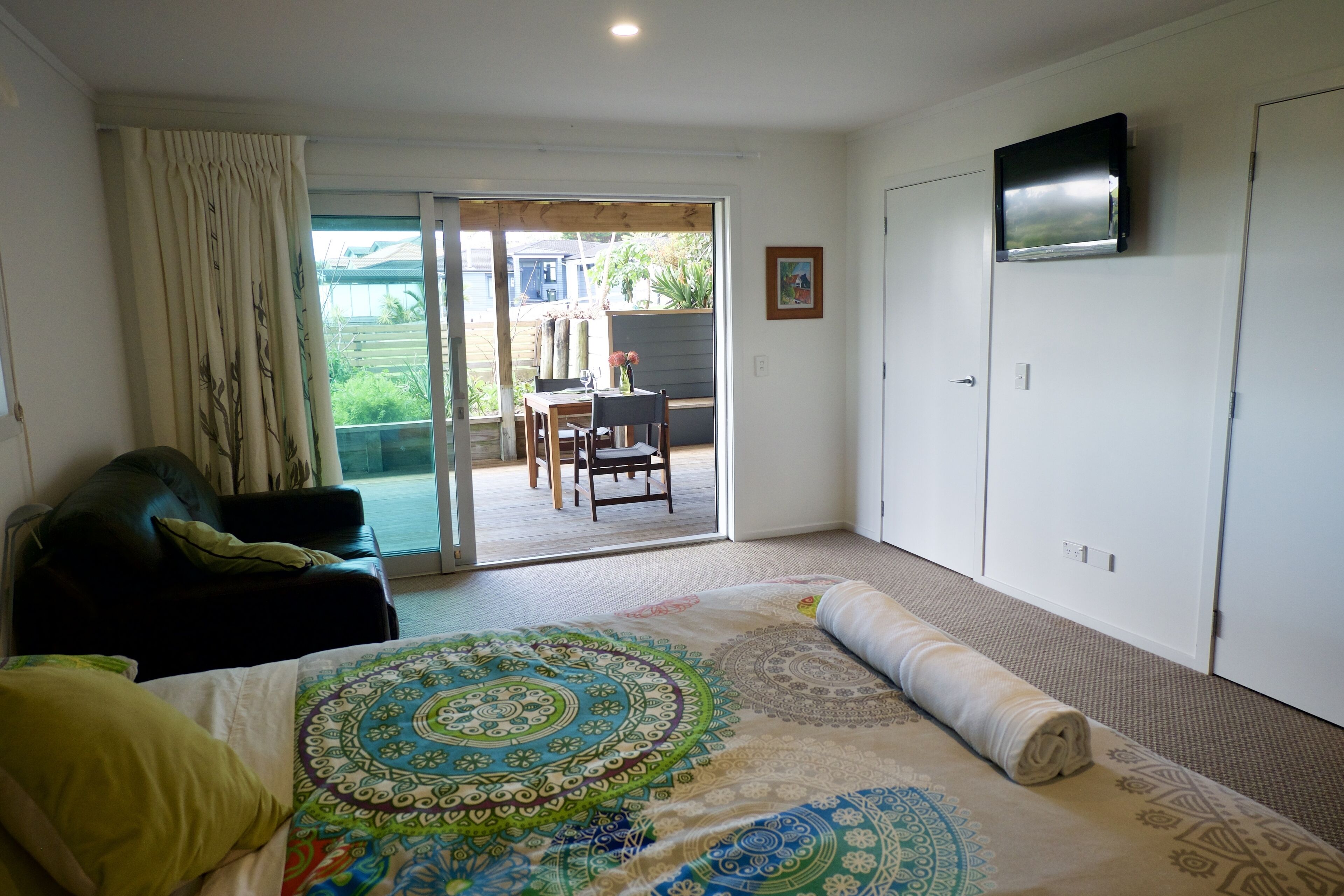 Parua Bay Studio - Self Contained - One Tree Point