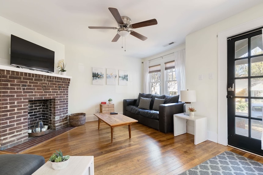 Chic Craftsman, Walk To Downtown - 德罕