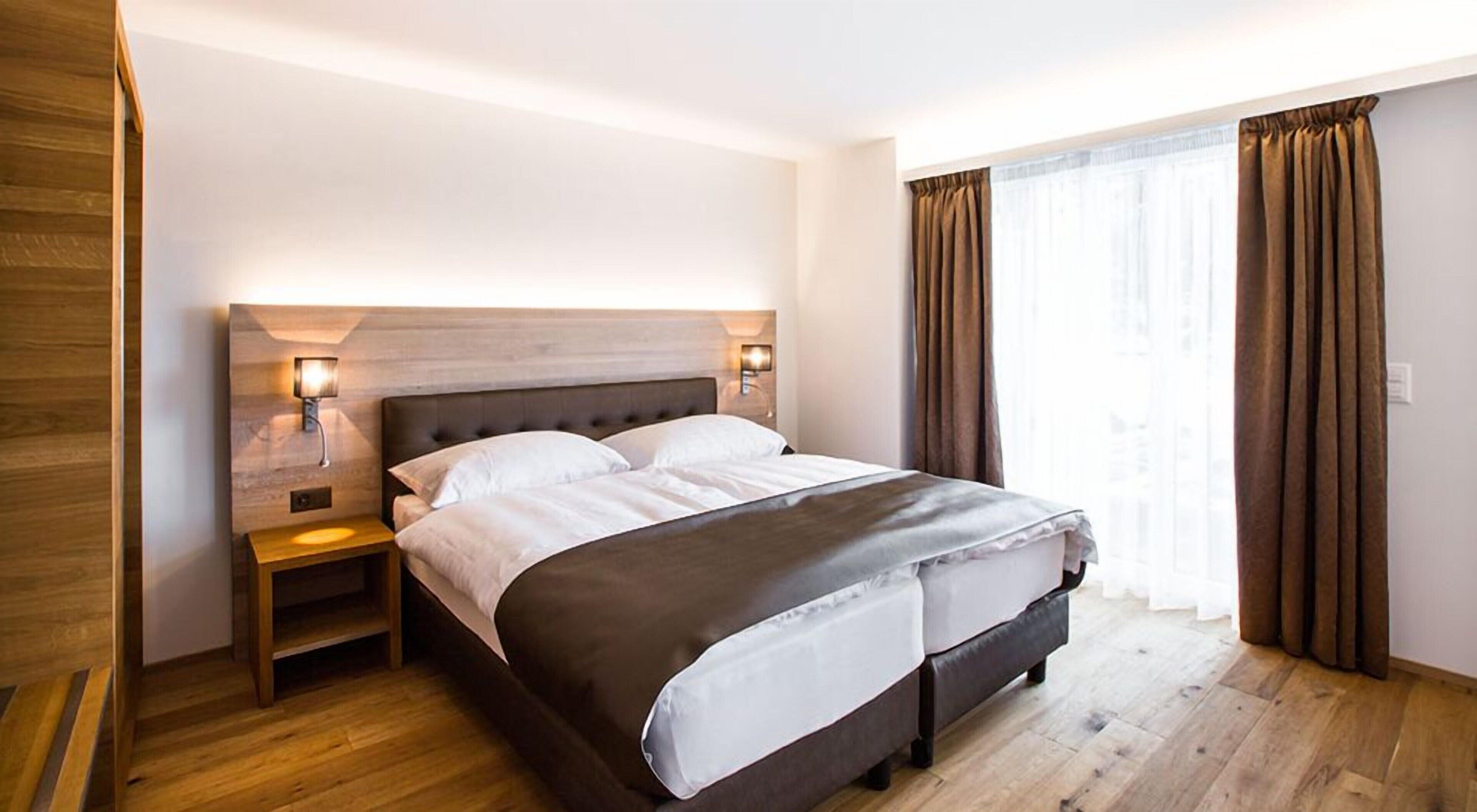 Cofre no quarto, Wi-fi grátis, roupa de cama fornecida 