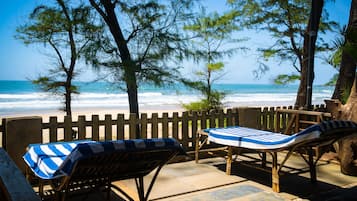 Quarto Deluxe, 1 cama queen-size, vista para o mar | Varanda