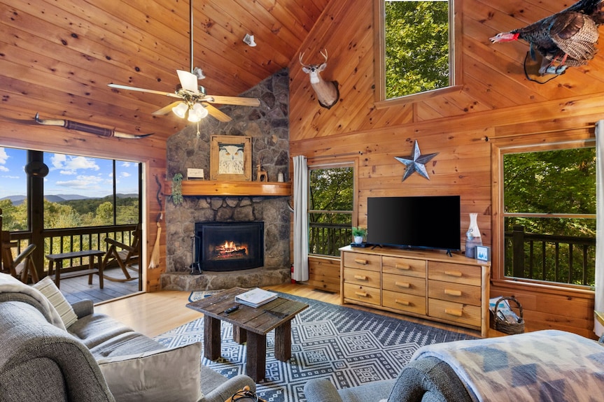 Call Of The Wild, Blue Ridge, Ga - Mineral Bluff, GA