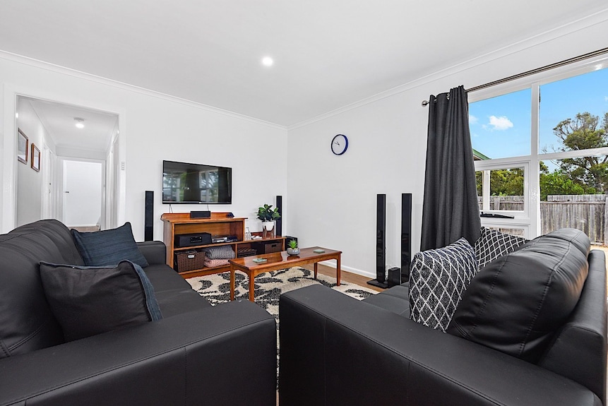 Beachside Luxe - Pet Friendly - St Helens