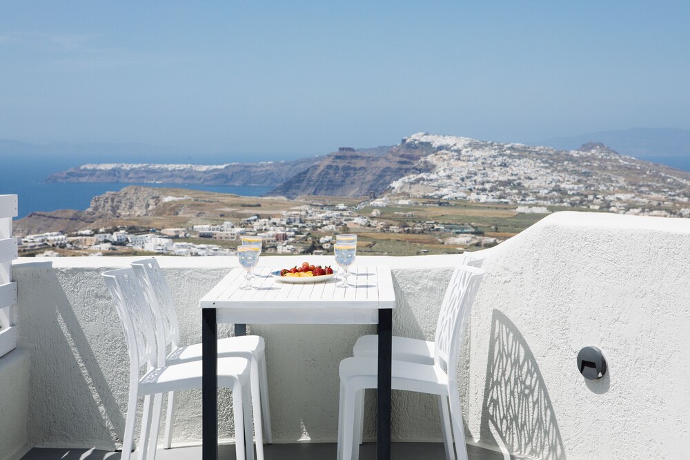 Santorini Dreams Villas - Santorini