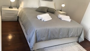 Quarto Duplo (White)