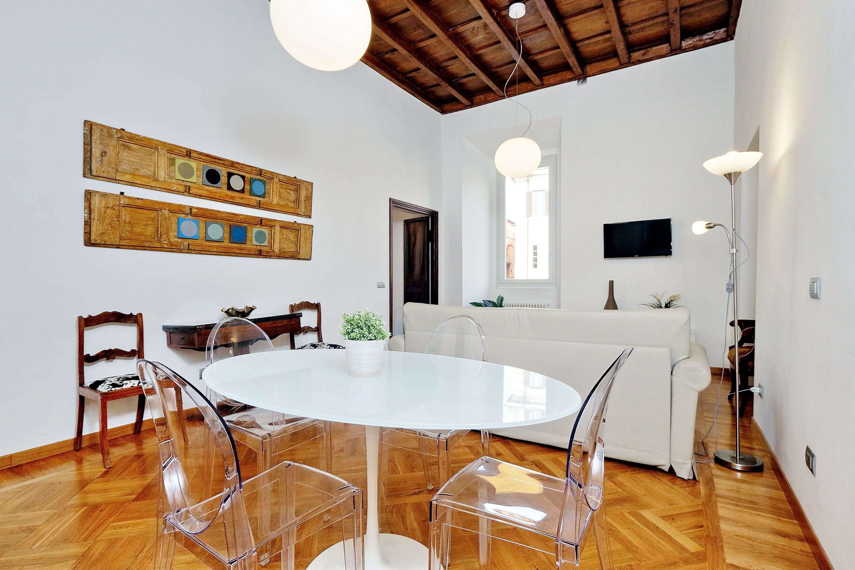 Apartamento, 1 quarto | Opções para refeição no quarto