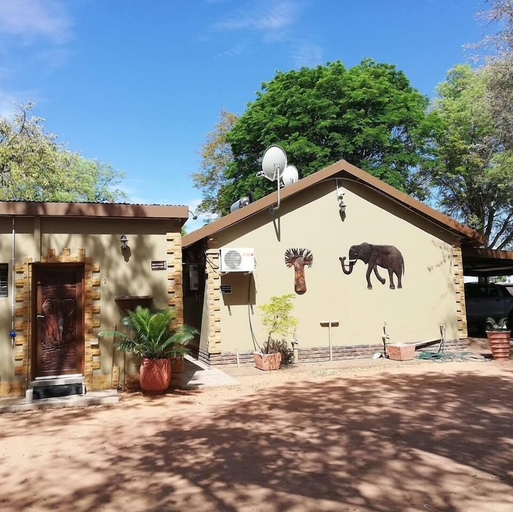 La Lucia Guest House - Lephalale