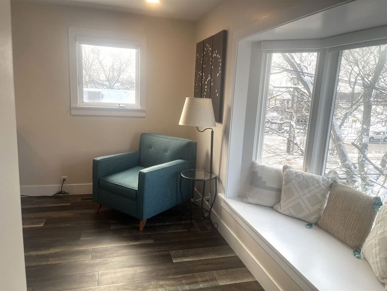 Sandalen Op Butler Street - Holland, MI