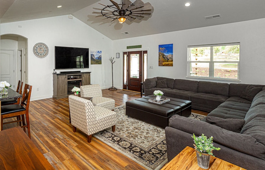 Yosemite Pines Resort το δικό σας ιδιωτικό πάρκο σπα Spa, πισίνα, πόνι, Gameroom - California