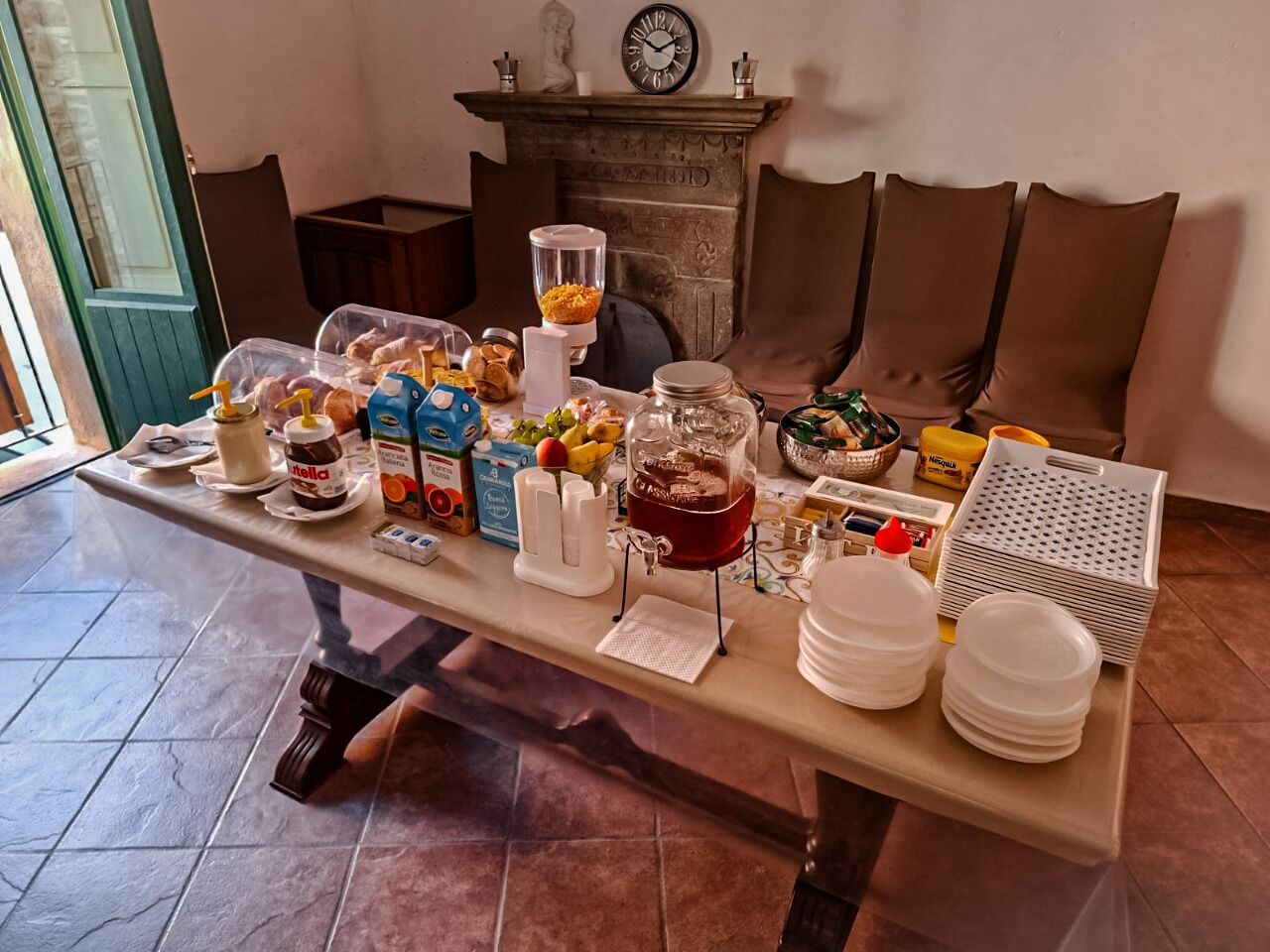 Pequeno-almoço self-service diário incluído 