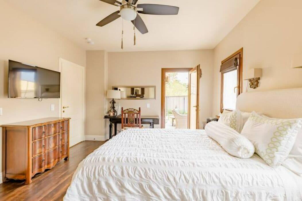 Boutique Luxury In Upscale Area With Private Entry & Bath, Villa A - Rancho Bernardo - San Diego