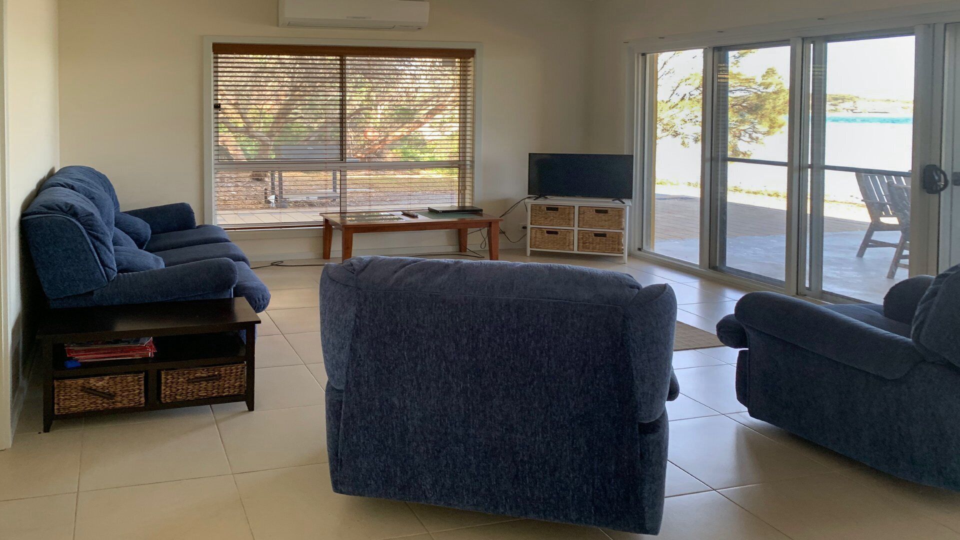 The Beach House - Spectacular Location - Privacy - Right On The Beach - Coffin Bay