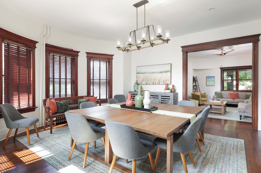 Grand Renovated Victorian - Great Location Just Blocks From Beach And Downtown - Belmar, NJ