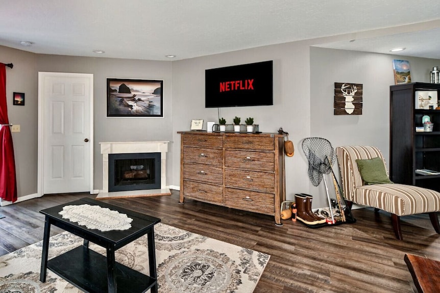 Classic Ak Townhome 2br/2ba - Kenai, AK