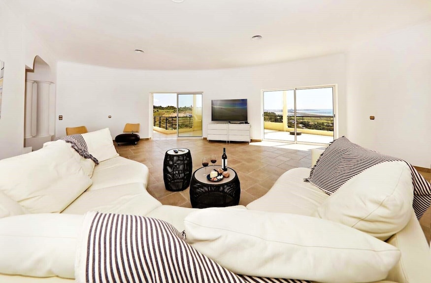 Luxury Beach Penthouse With Best Views In Lagos And Lots Of Space - Faro District