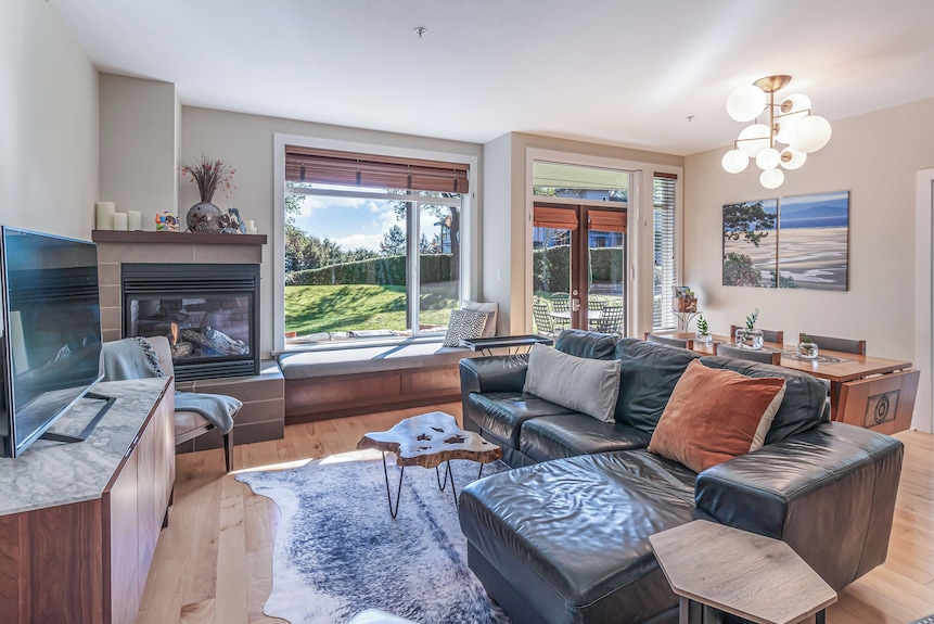 Luxurious Townhouse At Rathtrevor Beach! - Parksville