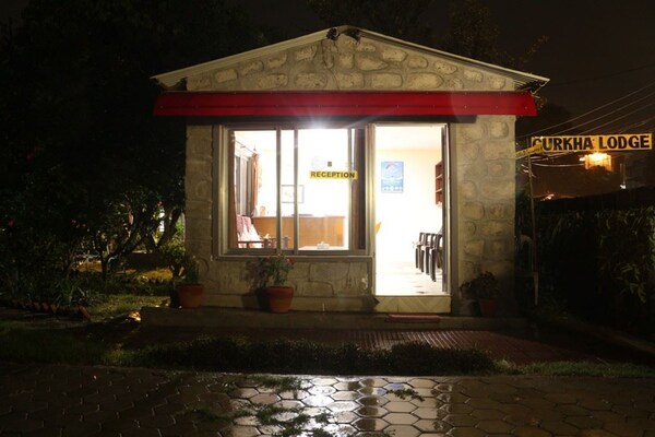 Gurkha Lodge - Pokhara