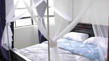 Roupas de cama premium, ferros/tábuas de passar roupa, Wi-Fi de cortesia