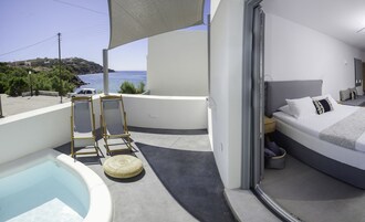 Suite-Estúdio Familiar, banheira de hidromassagem, vista para o mar (202) | Banheira de hidromassagem privativa