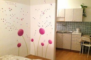 Apartamento Cidade | Wi-fi grátis, roupa de cama fornecida