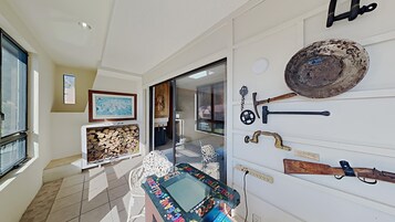 Condo, 2 quartos | Cozinha privada | Geladeira, fogão, cafeteira/chaleira, torradeira
