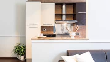 A World Aparts - Frattina Royal (Via del Gambero 30) | Cozinha privada | Talheres/pratos/utensílios de cozinha