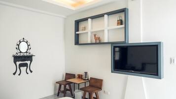 Quarto Duplo Standard, 1 cama de casal | Secretária, quartos insonorizados, ferro/tábua de engomar, Wi-fi grátis