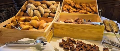 Almoço e jantar