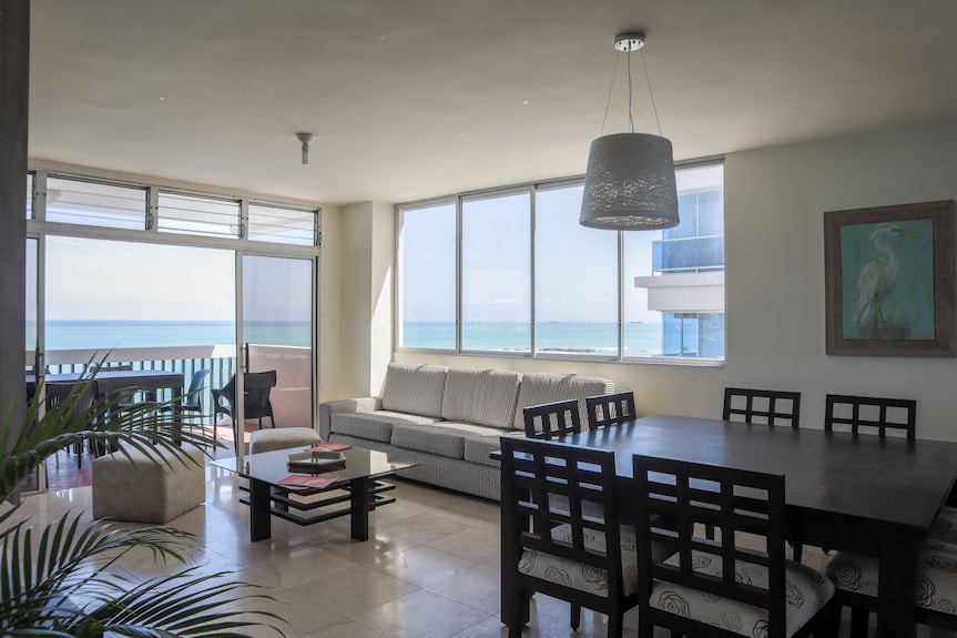 Departamento De San Lorenzo Frente Al Mar - Salinas