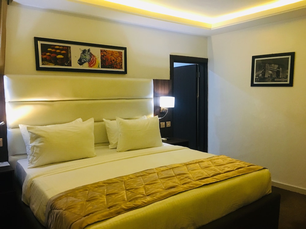 Luxevilla 42 - Lagos