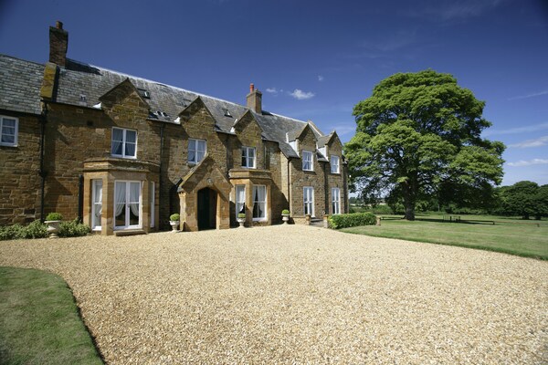 Brampton Grange - Northamptonshire