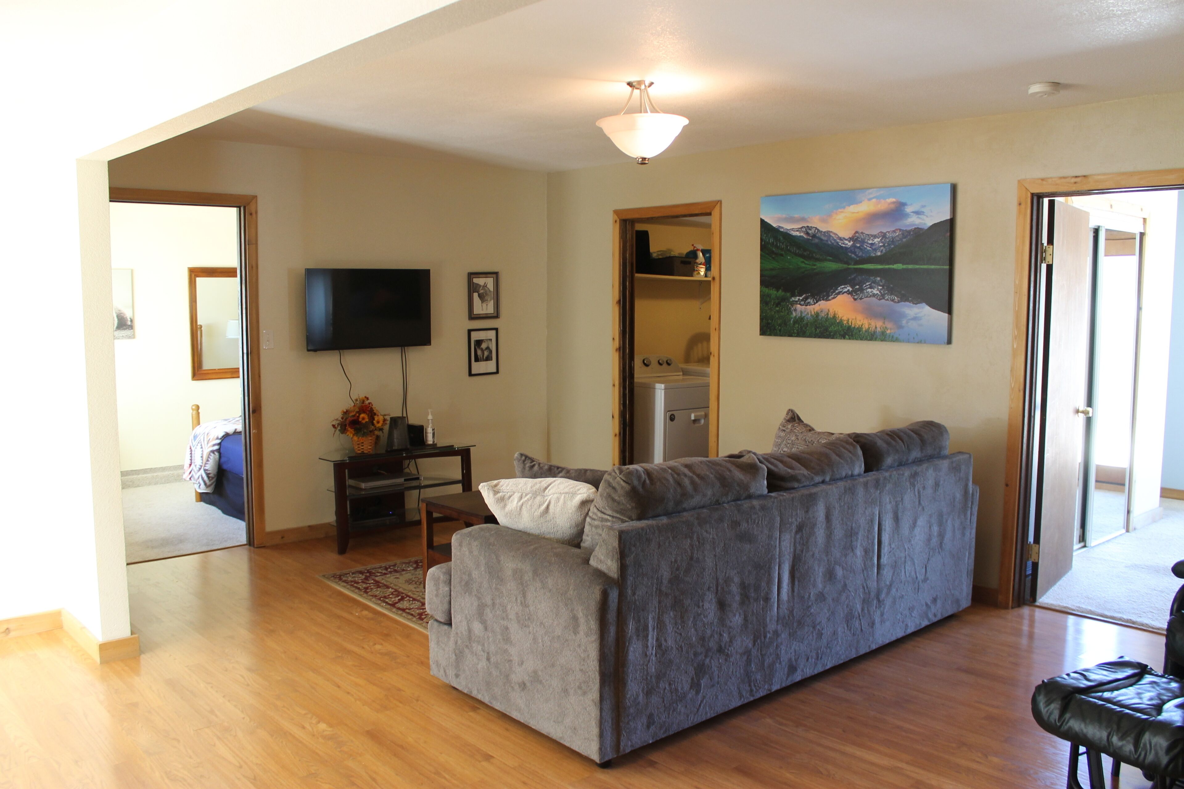 Enjoy Beautiful Mountain Views In All Directions At The Mountain Meadow House - Estes Park, CO