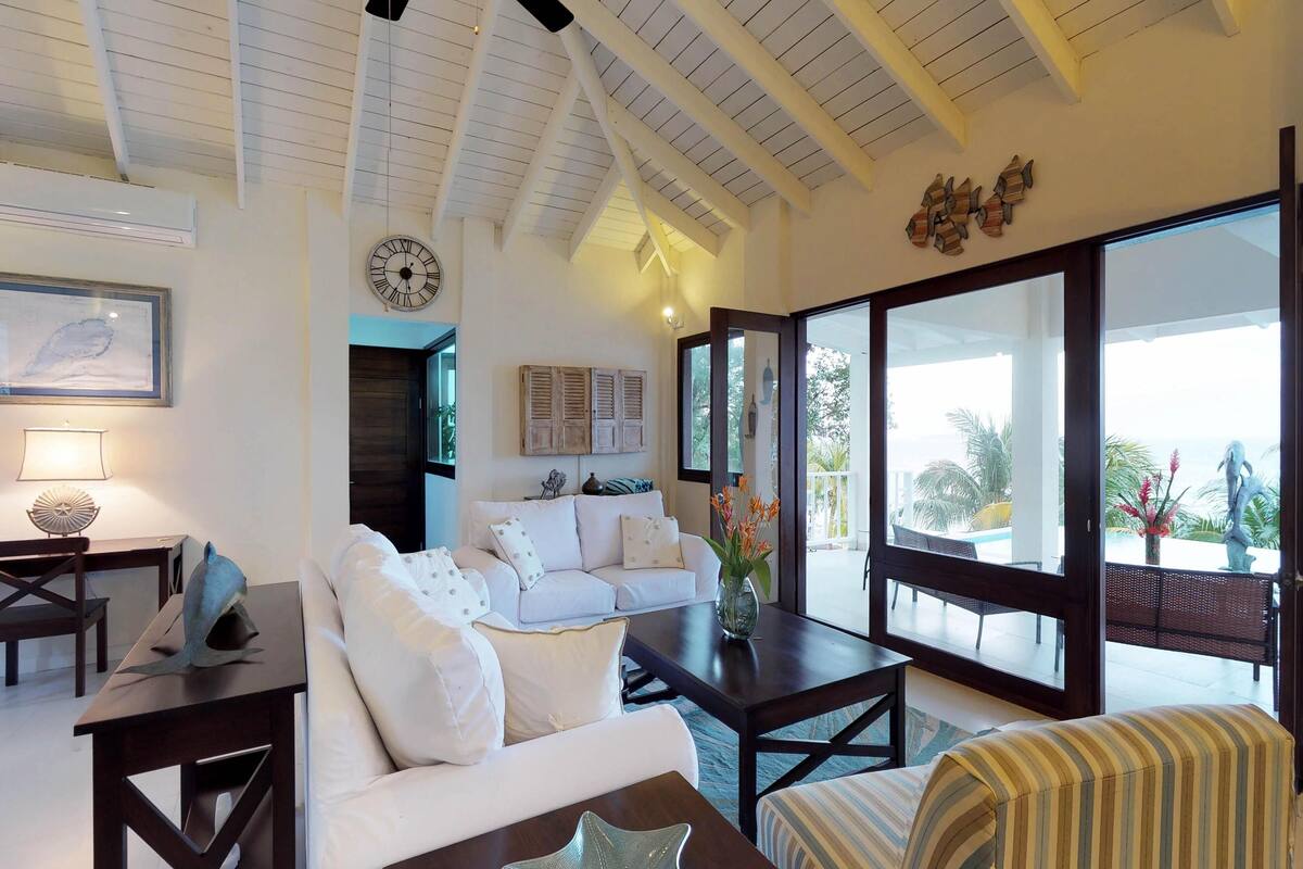 Casa, várias camas (Three-Bedroom House) | Sala