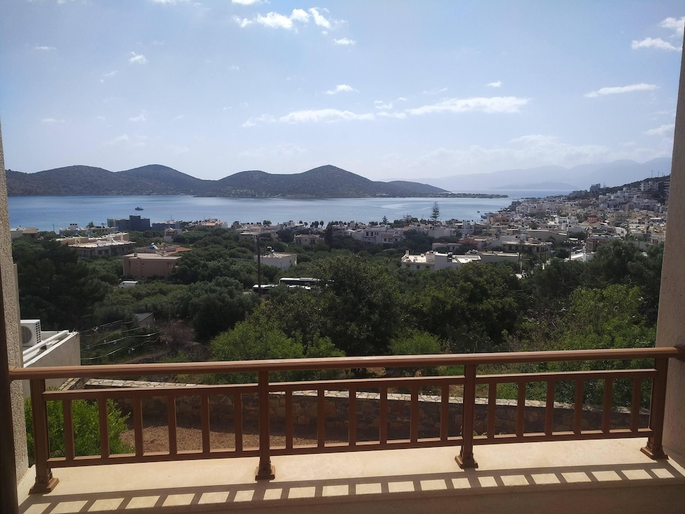 Villa Traditionnelle Nikos - Elounda