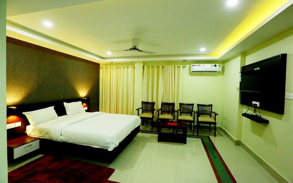 Hotel Brahmaputhra - Guruvayoor