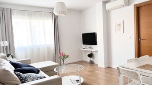 Apartamento Comfort, casa de banho anexa, Vista para a cidade (PALO 2) | Lounge