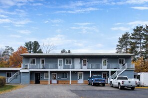 Fachada da propriedade