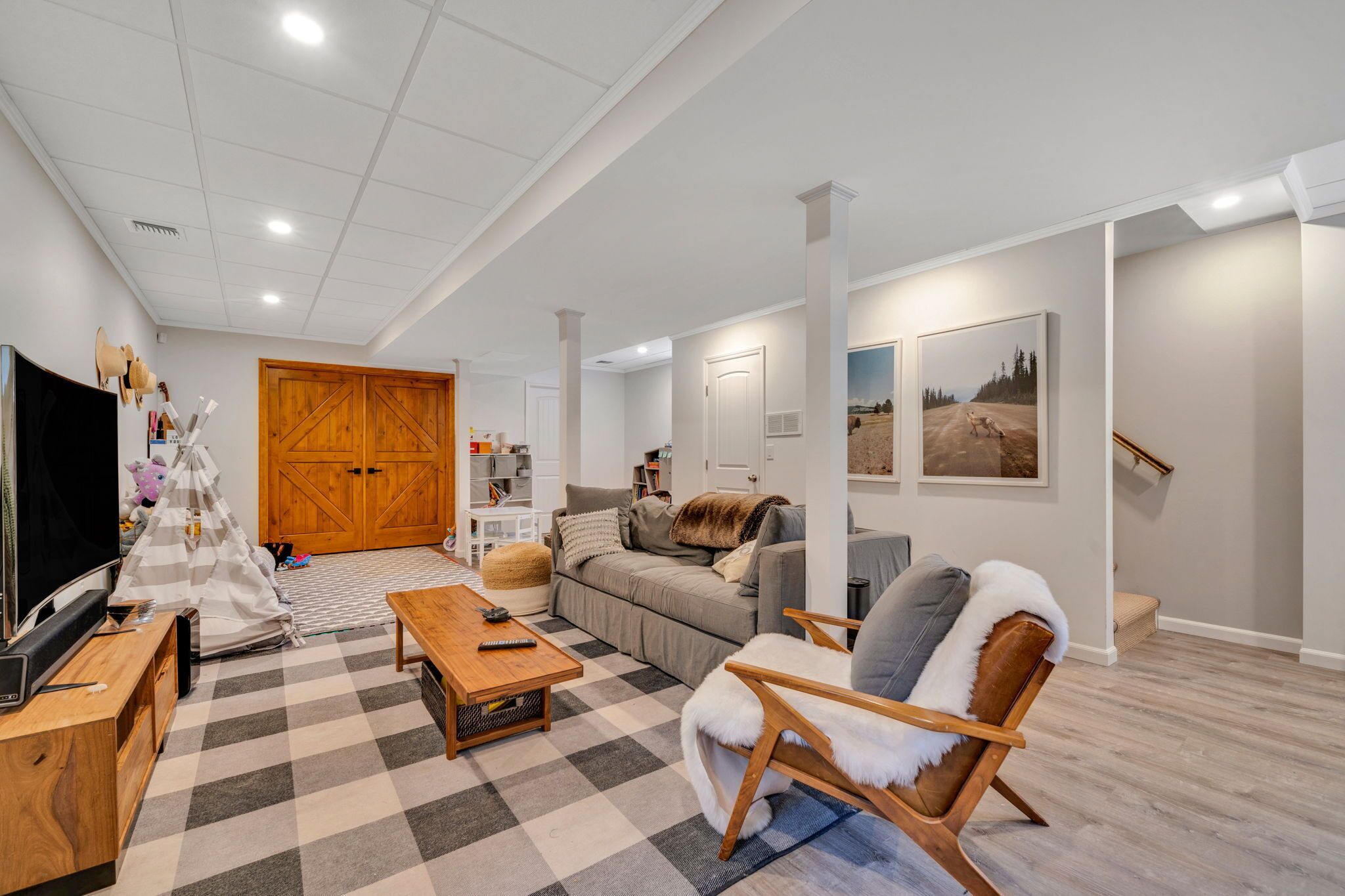 Greenport Gem: Private Saltwater Pool, Awesome Basement, Walk To Everything! - Crescent Beach, Shelter Island