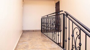 Entrada (vista interior)