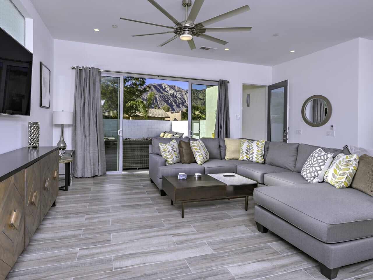Modern Open Floor Plan La Quinta Getaway - La Quinta, CA