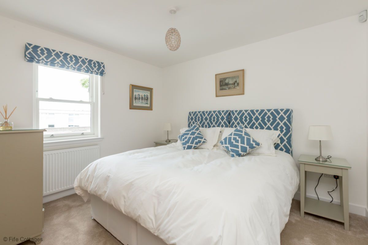 Sleeps 4 - Fantastic Modern Town Centre Apartment With Parking - Saint Andrews